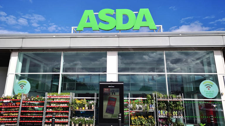 Asda’s total revenue for Q2 2025 drops 0.2%
