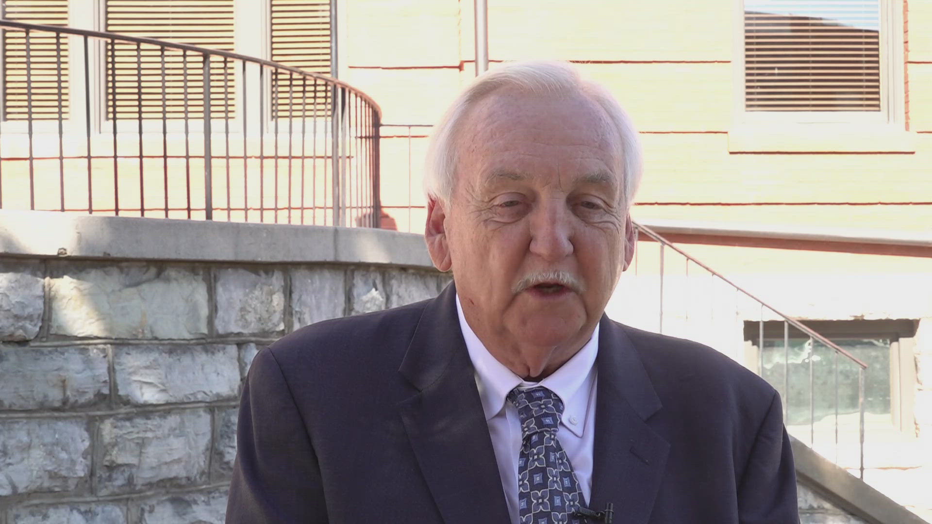 Mayor Larry Waters won't run for re-election in 2026 after 47 years in ...