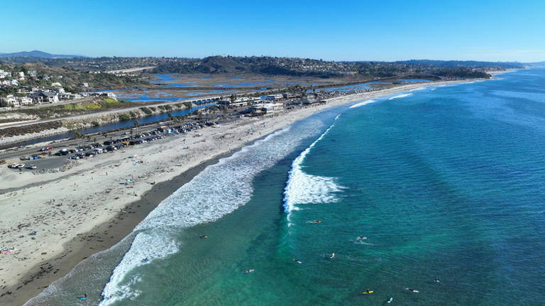 Just North Of San Diego Is A Pristine California Beach With Perfect ...