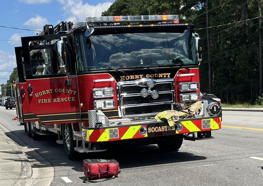 2 hurt in Socastee crash, Horry County Fire Rescue says