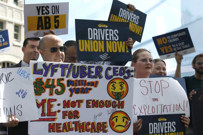 Newsom, California lawmakers strike deal that would allow Uber, Lyft drivers to unionize