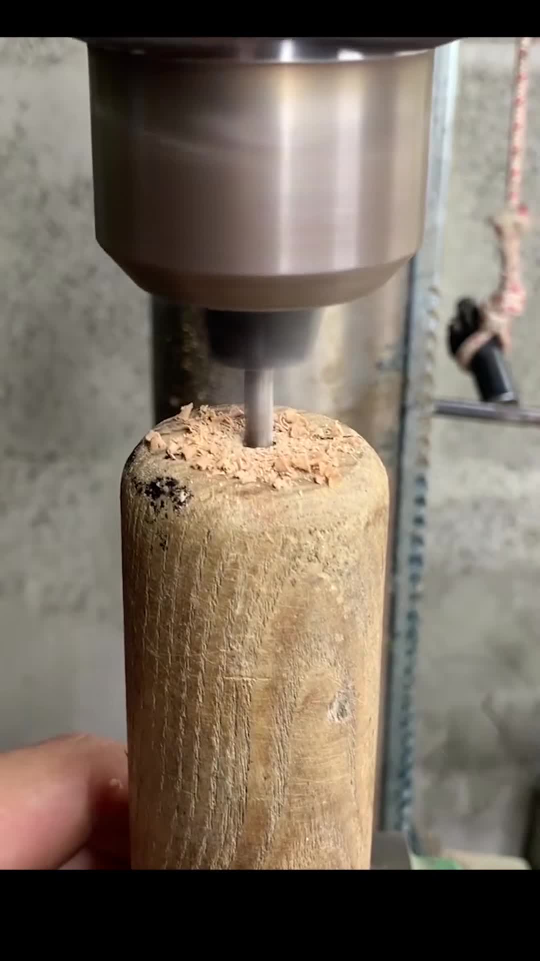 Rusty corking machine restoration