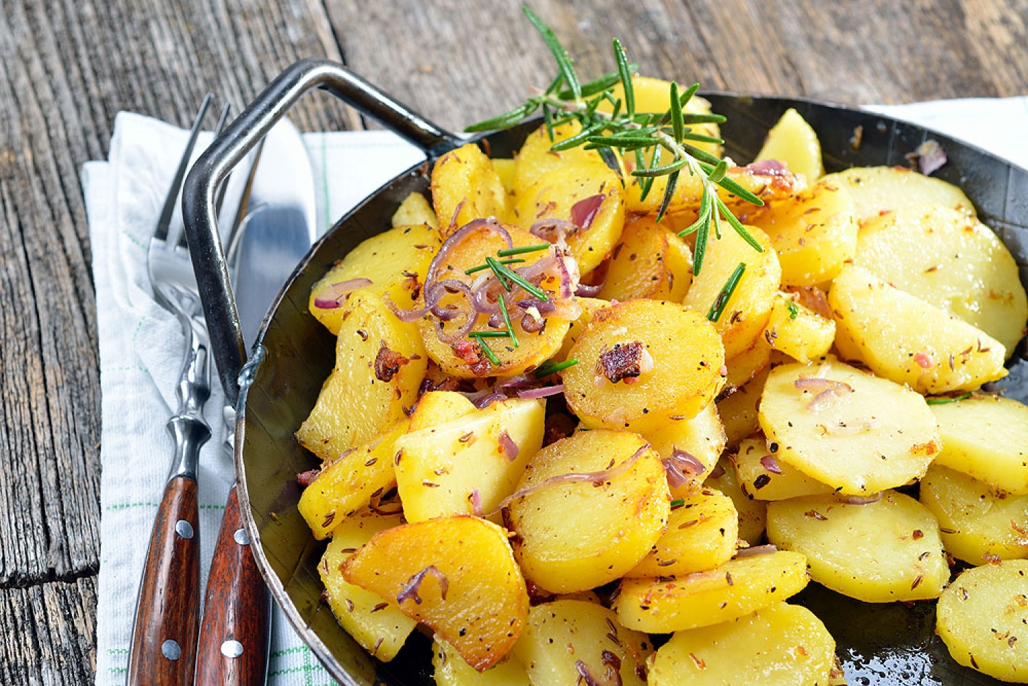 Inove seus pratos com batata com estas receitas práticas e saborosas