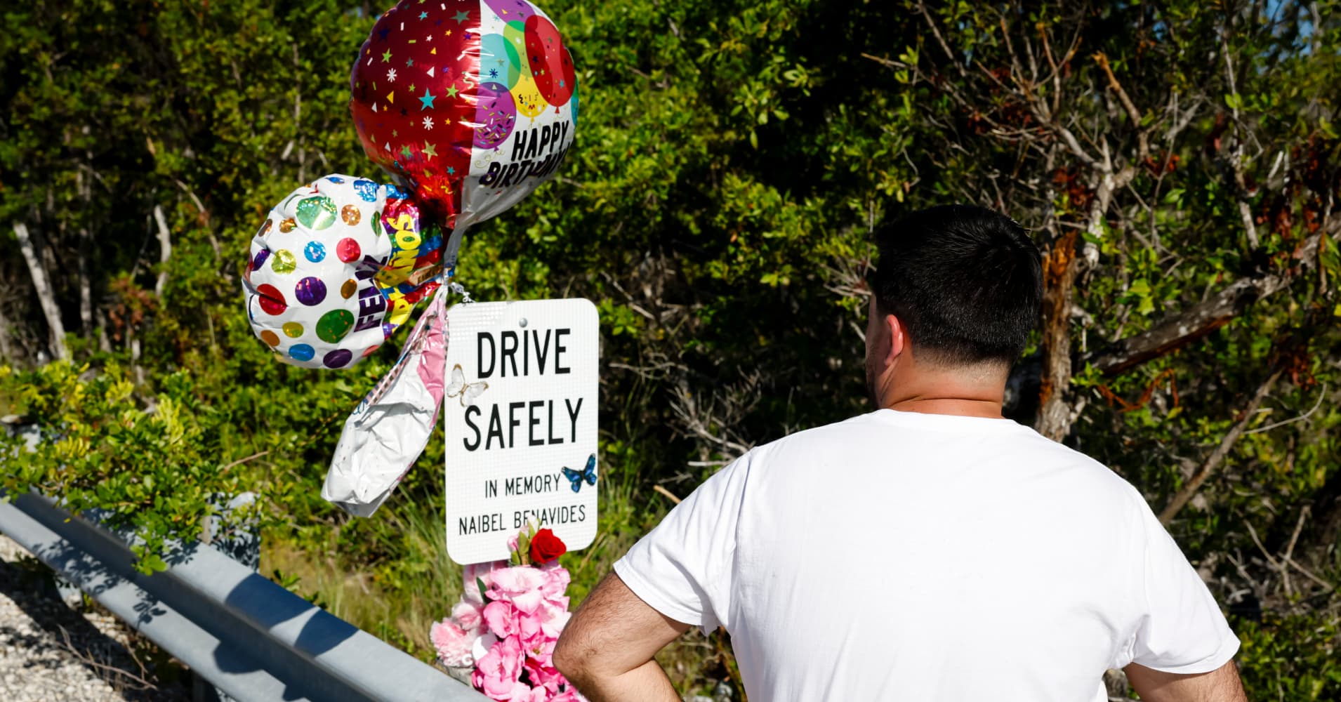 Tesla asks for $243 million verdict to be tossed in fatal Autopilot ...