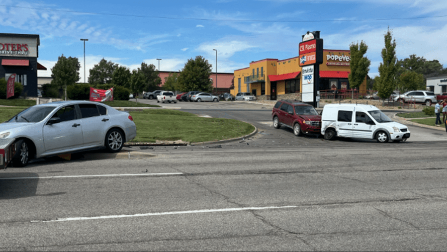 Firefighters respond to multi-vehicle crash in south Topeka