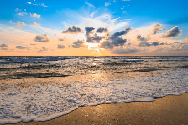 15 top fishing towns in Alabama