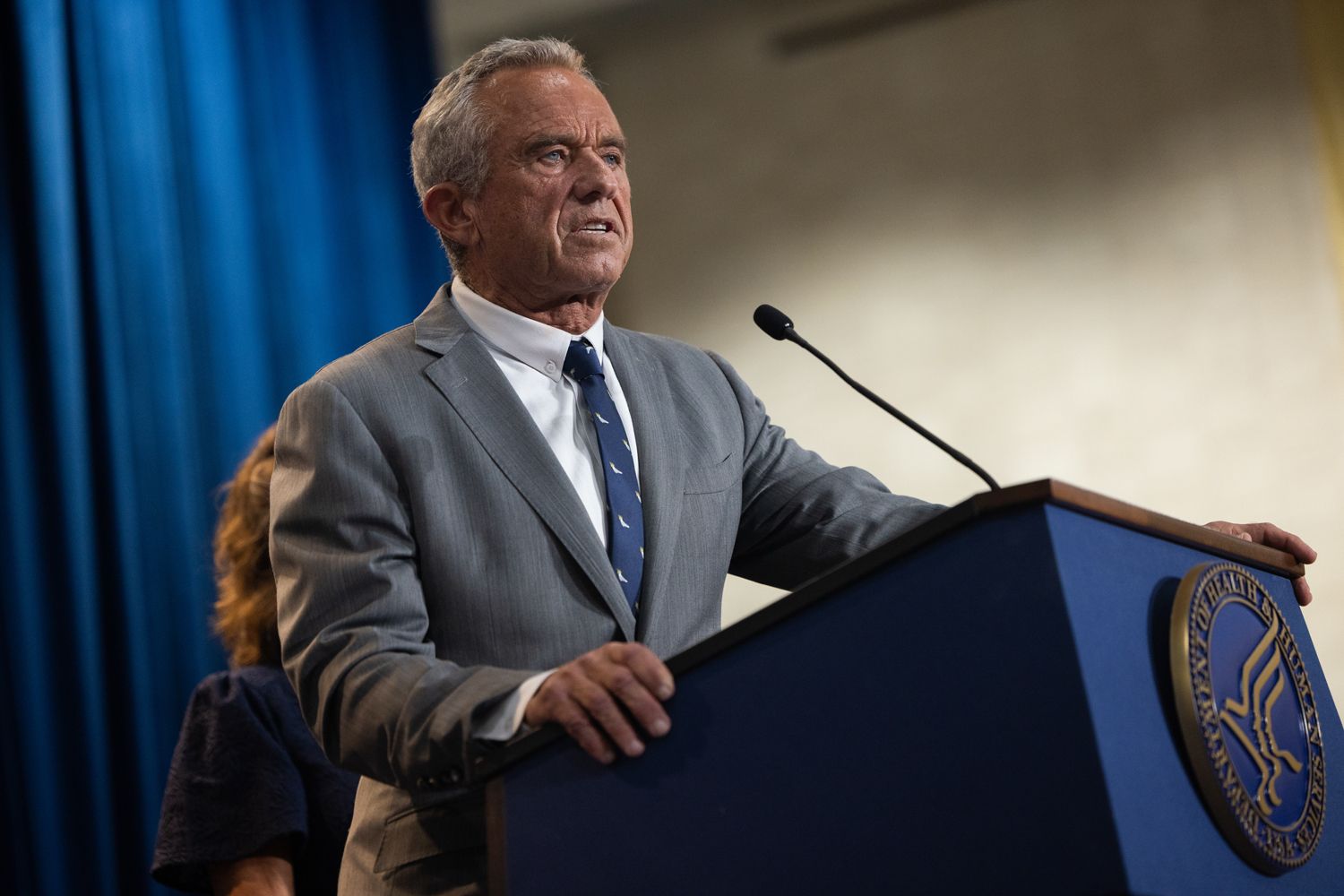 RFK Jr. Blames Gun Violence on Antidepressants After Minneapolis School ...