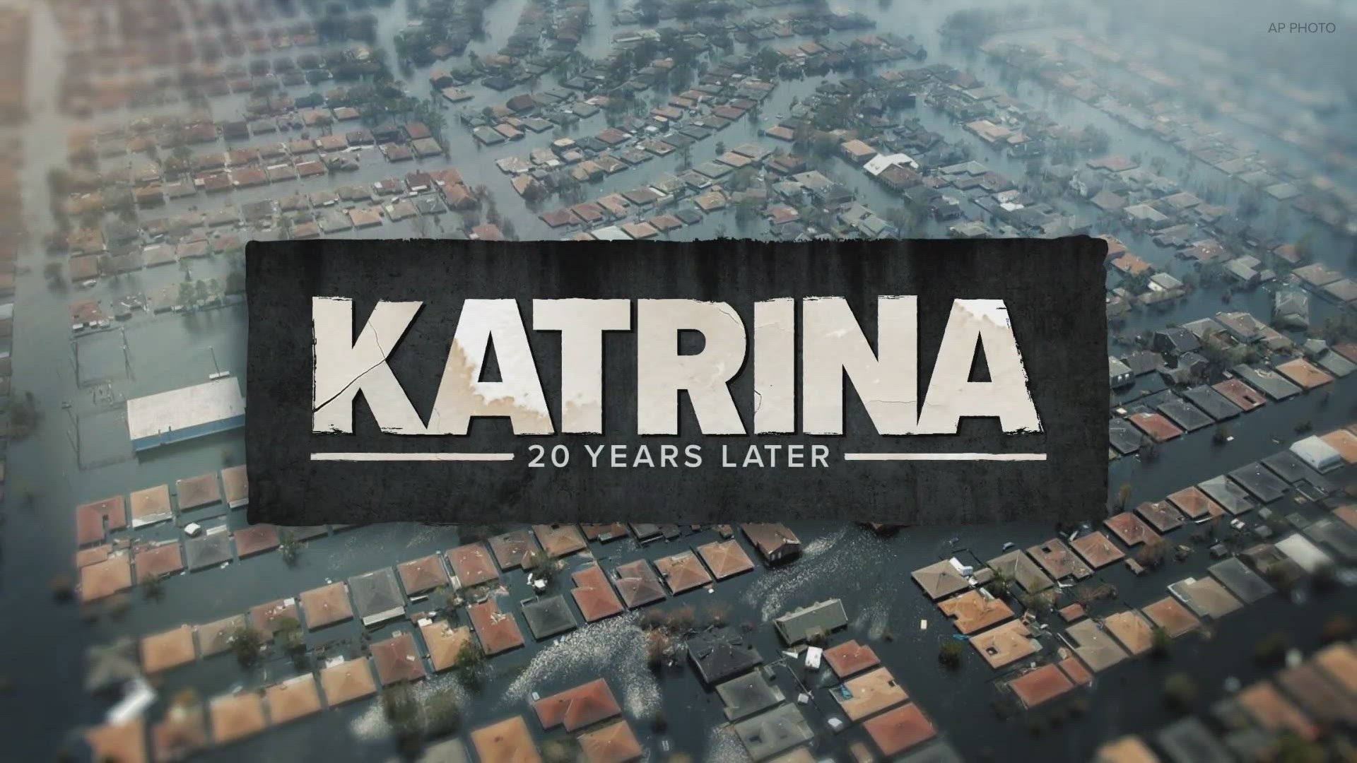 Hurricane Katrina: Mayor of New Orleans takes part in ceremony