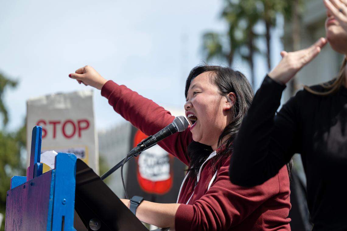 Sacramento rock band Cake to host concert to raise money for Mai Vang's ...