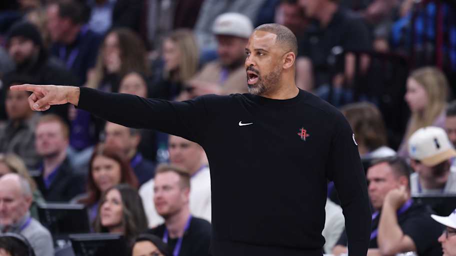 How Houston's Head Coach Can Take The Top Coaching Award