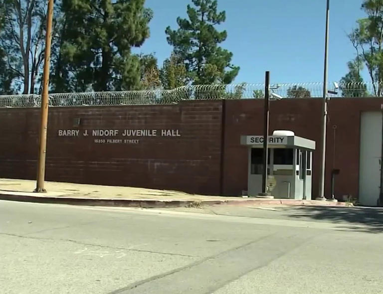 Car falls 70 feet off Sylmar cliff, injuring 2 people