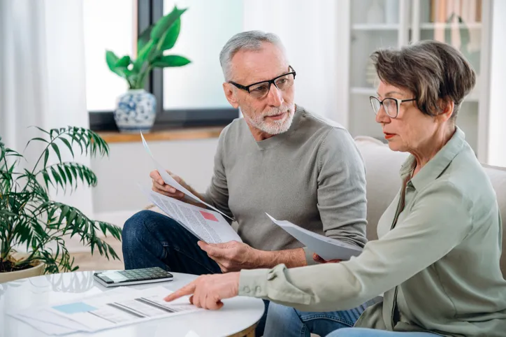 Growth ETF vs. Value ETF: Which Should You Invest In?