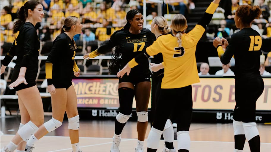 Mizzou Volleyball Moves Up in National Ranking: The Buzz