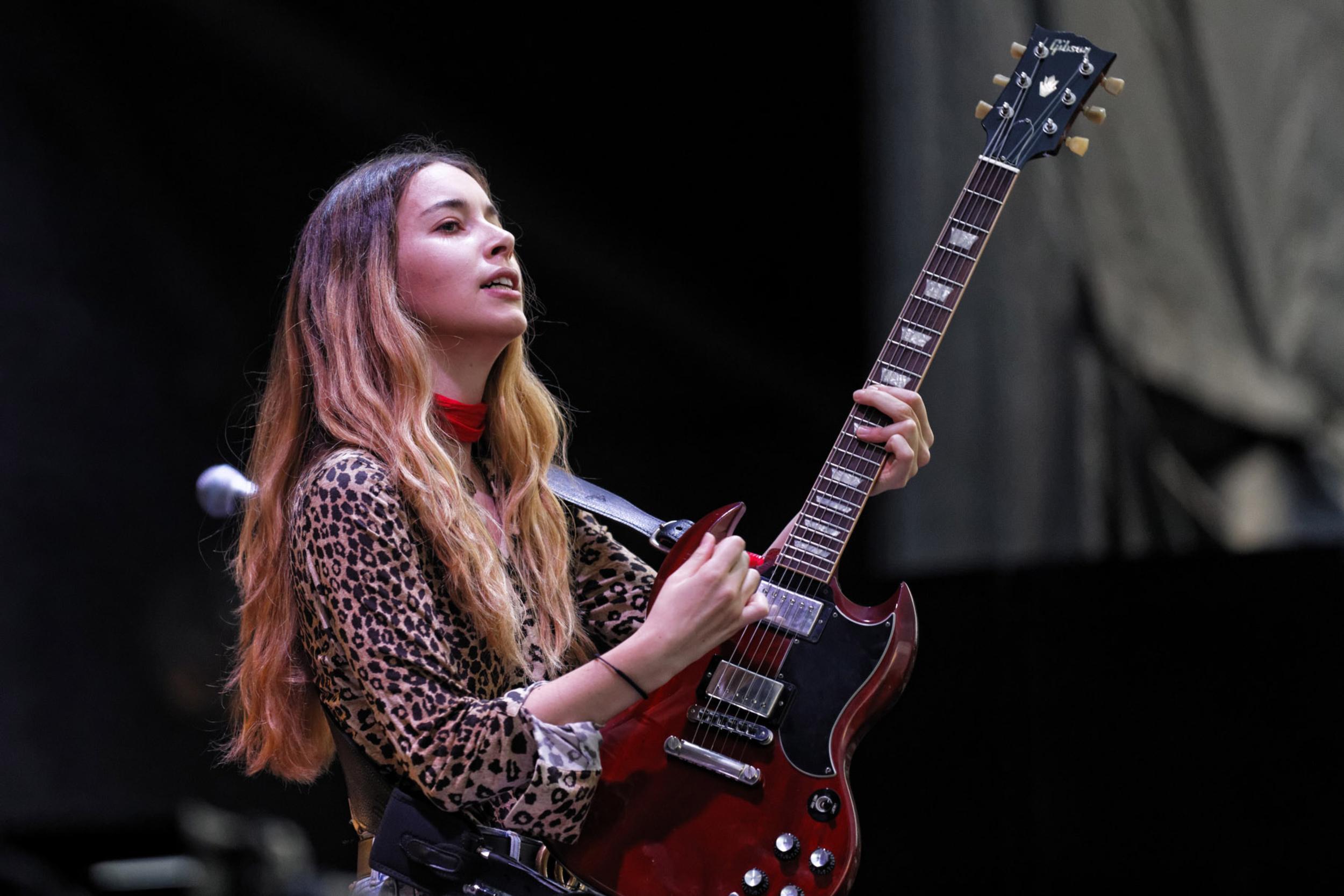 25 rock guitarists who are incredibly underrated