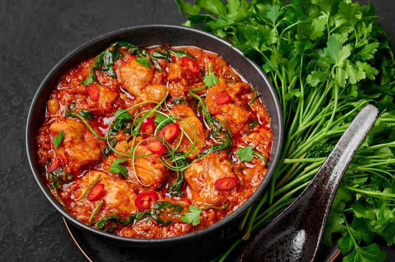 12 Spicy Meals That Add Extra Heat