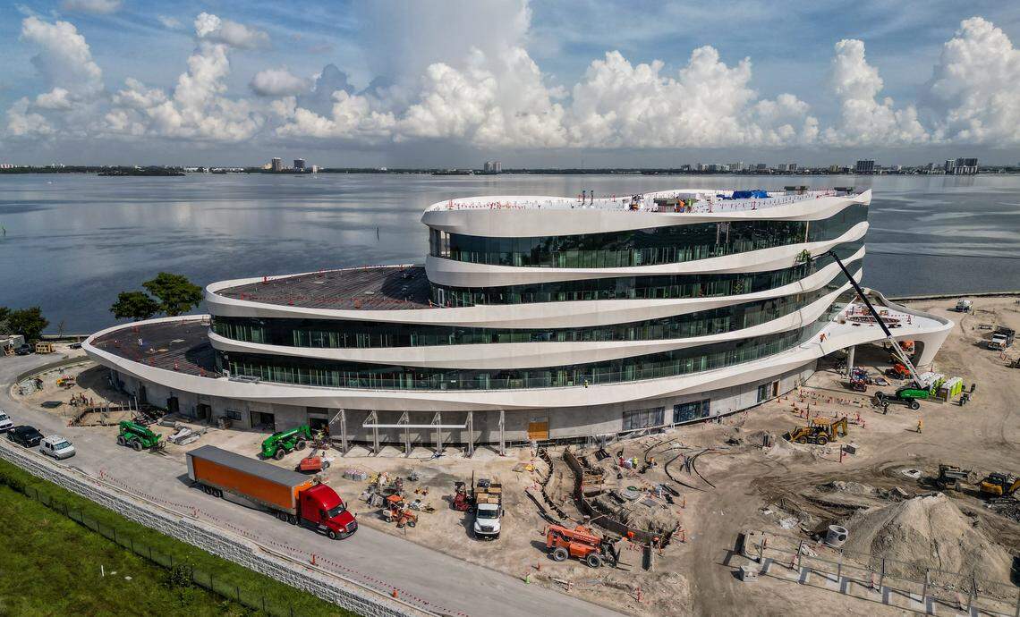 A new cancer hub is opening in Miami Beach soon. Here's what patients ...