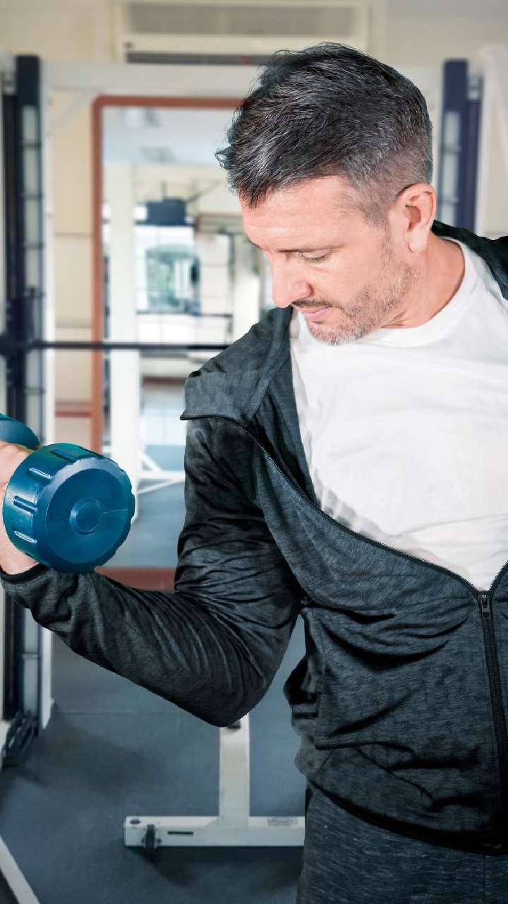 5 Home Workouts To Stay Fit And Active In Your 40s