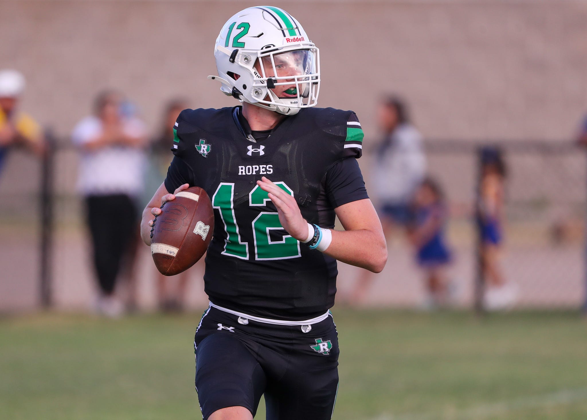 Ropes, Farwell football meet in second-round playoff rematch in Game of ...