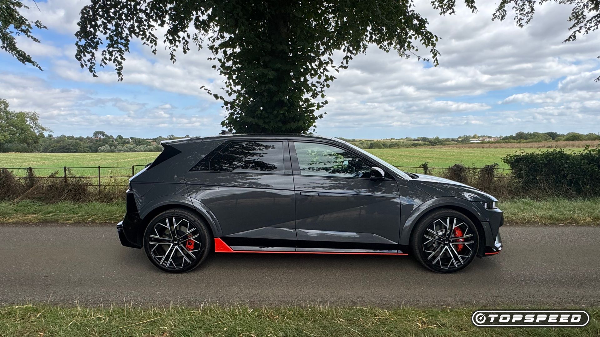 10 High-Performance Crossovers That Balance Comfort and Agility