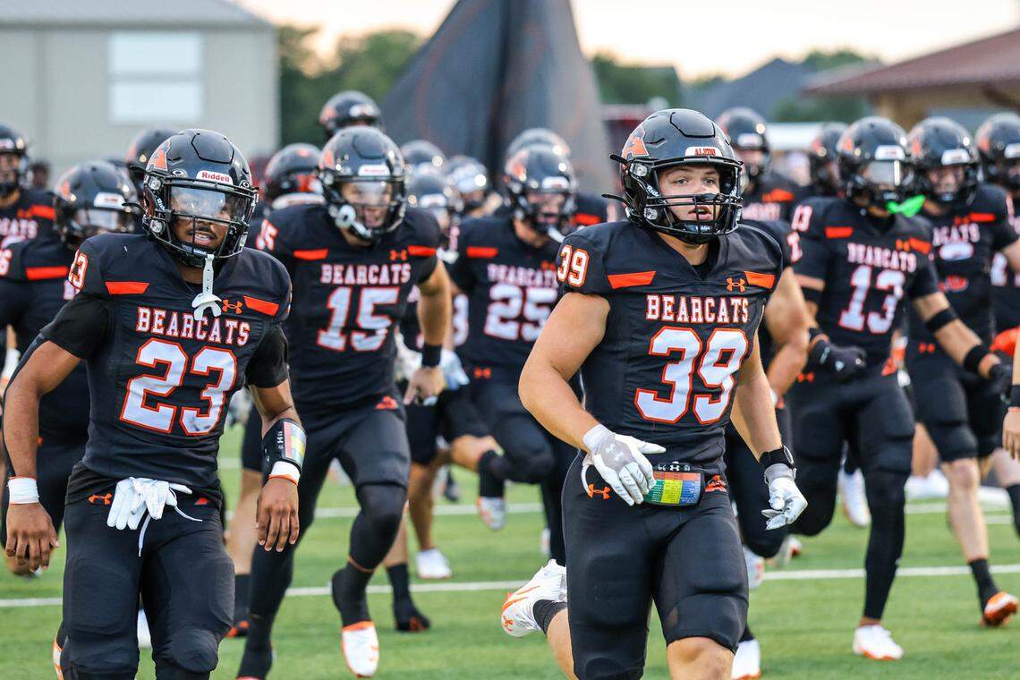 What we learned: L.D. Bell starts season strong, Aledo defense thrives ...