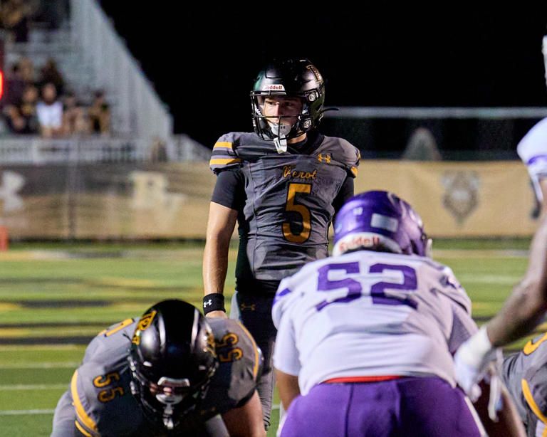 Game Balls: SW Florida high school football top Week 2 performers