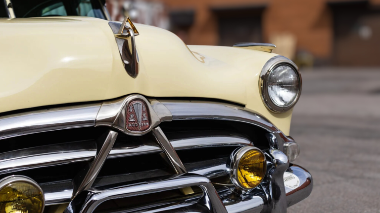 This straight-six dominated V8s at the dawn of the horsepower wars