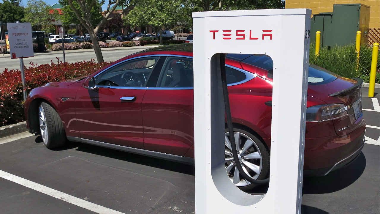 Why Tesla’s supercharging network is its strongest advantage