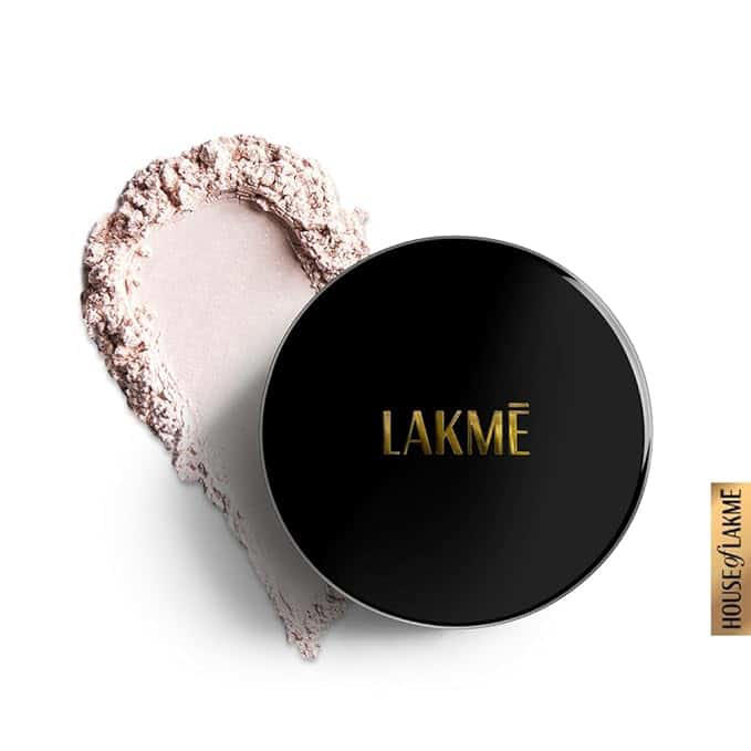 Amazon Beauty Finds: Top Loose Powders for a Flawless Look