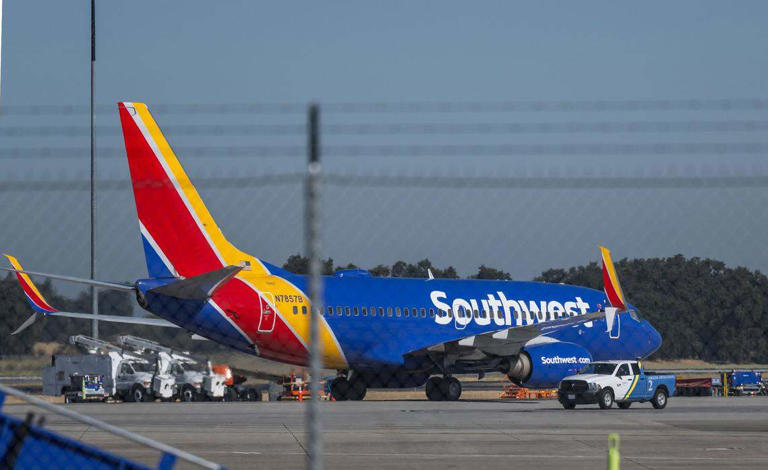 Sacramento airport is adding red-eye flights to these 4 cities. See ...