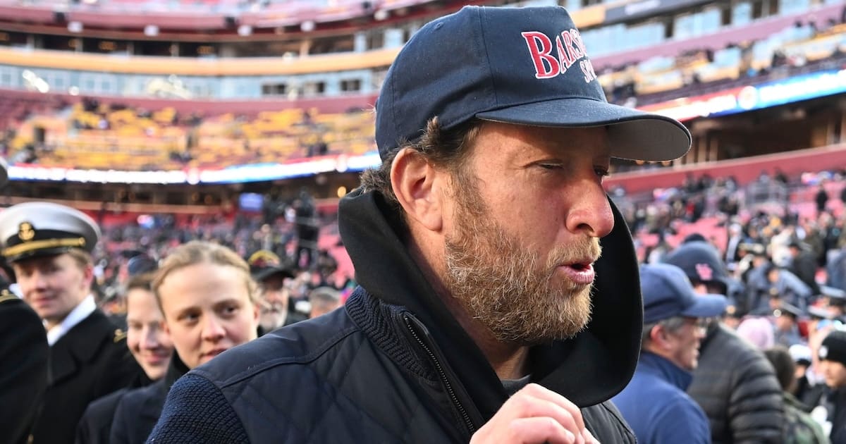 Dave Portnoy showered with boos, trolls Ohio State crowd with ‘still ...