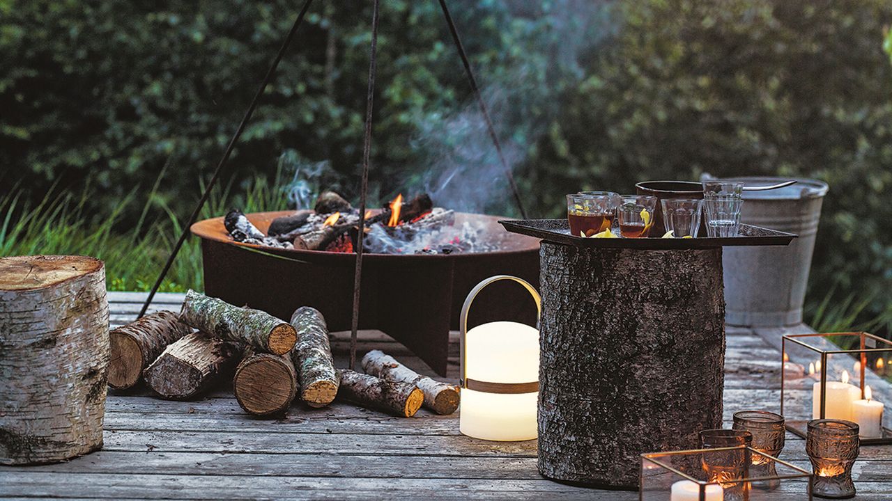 The $30 ALDI tabletop fire pit everyone’s talking about for cozy, smoke ...