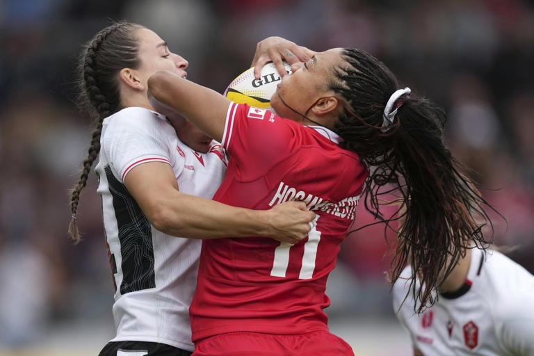 Canada and Scotland reach Women's Rugby World Cup quarterfinals