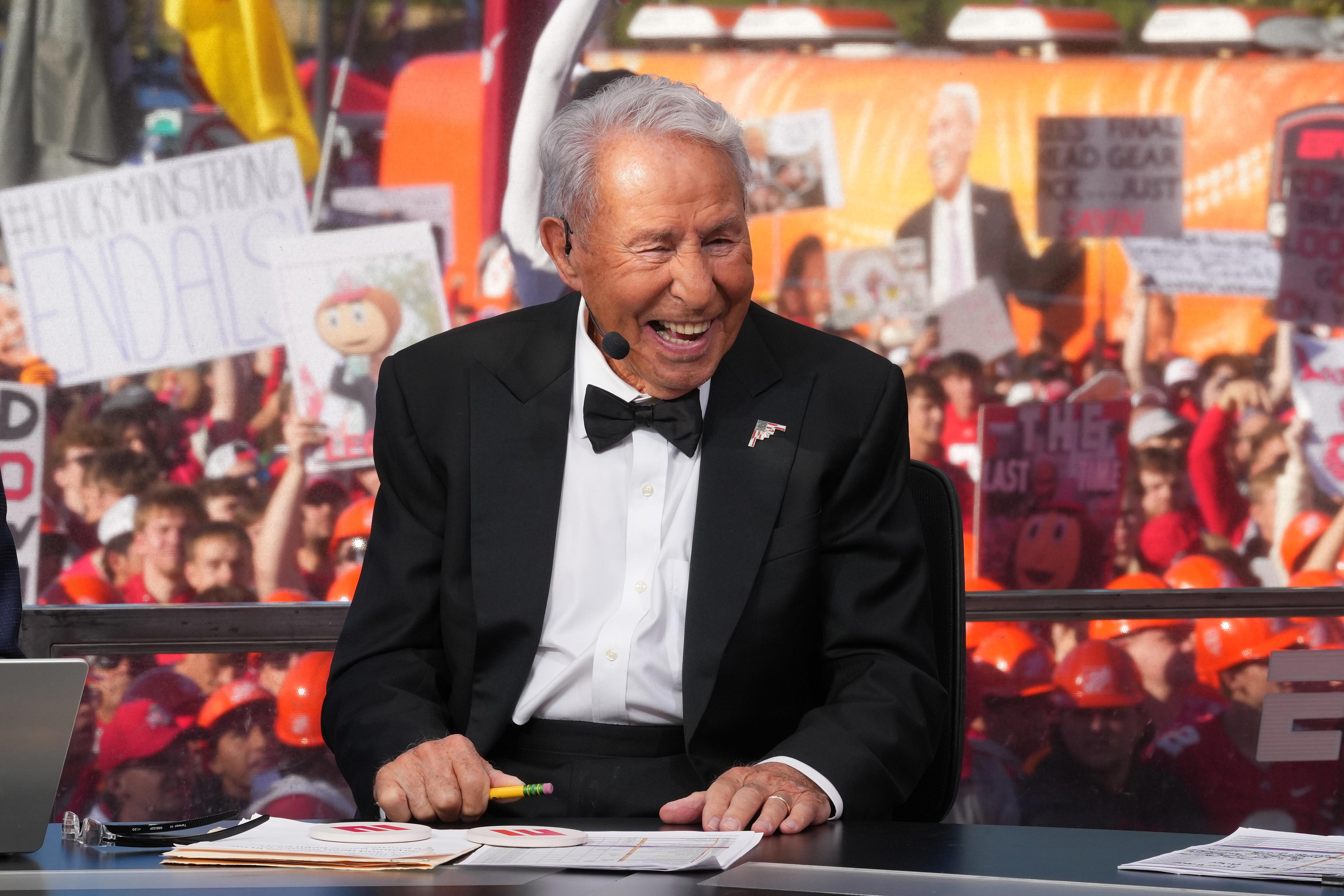 Lee Corso makes final Tennessee football prediction on 'College GameDay'