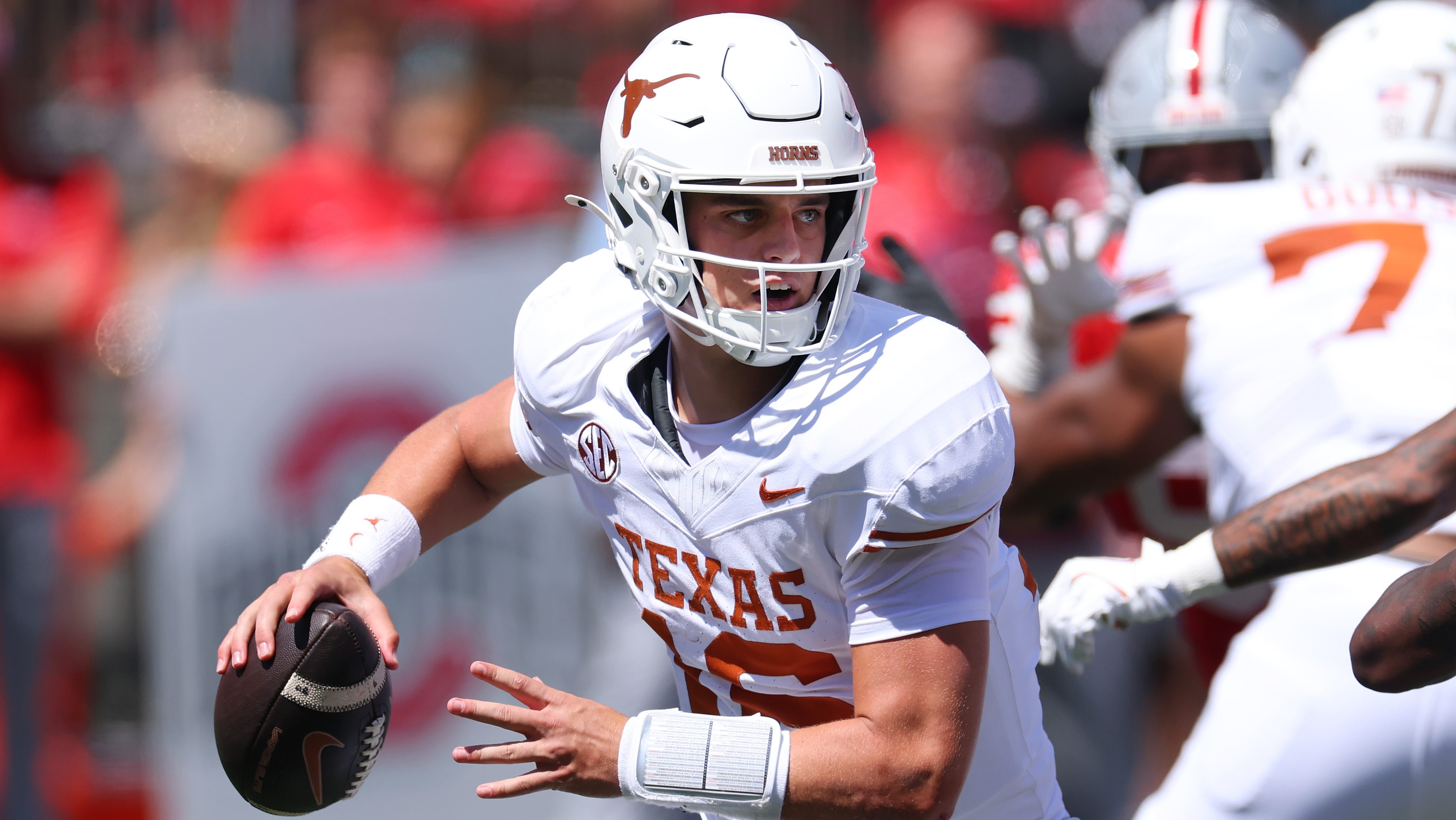 Who Is the Texas Longhorns’ Backup Quarterback for Arch Manning?