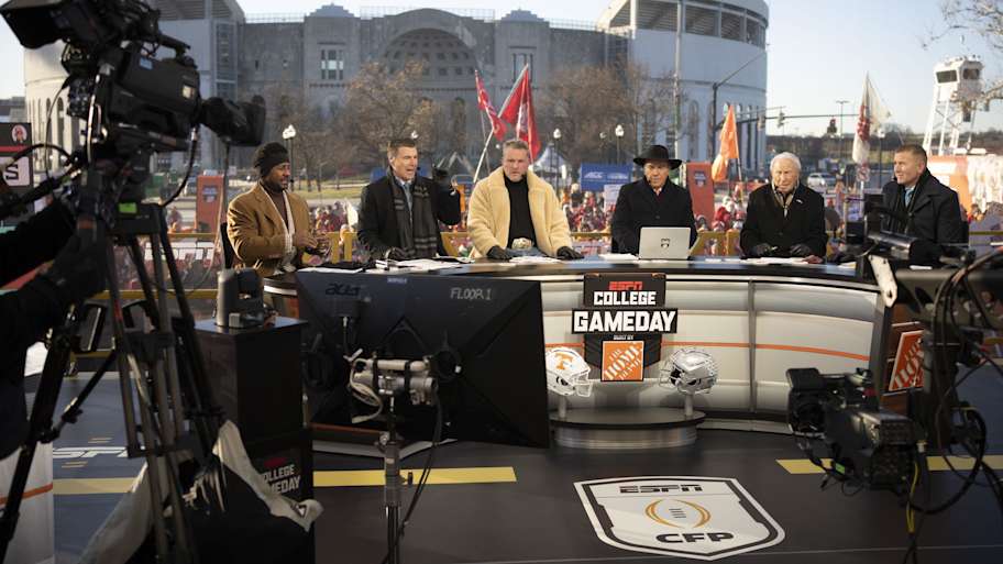 College Gameday Crew Picks Tennessee vs Syracuse