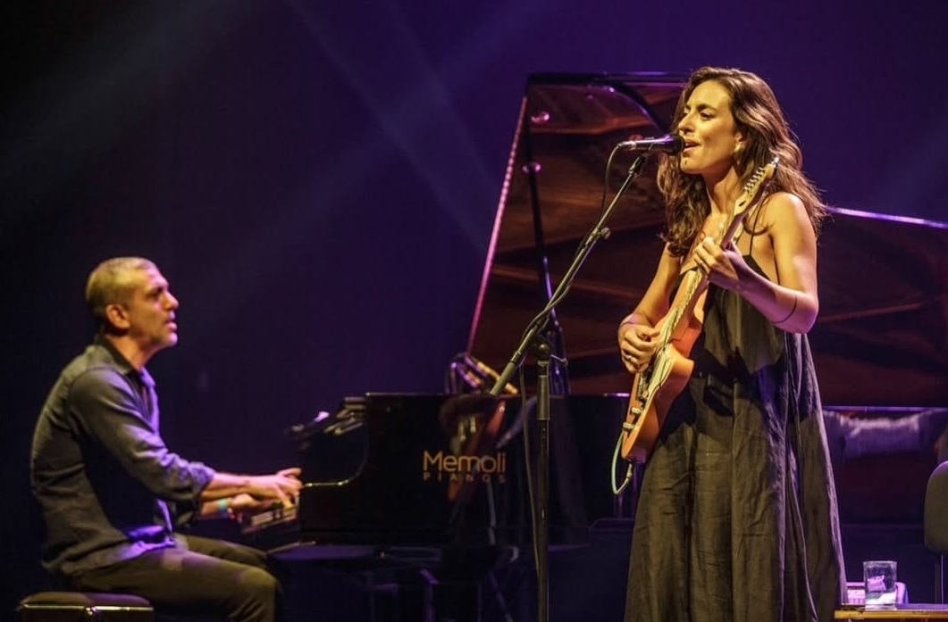 Anna Setton se apresenta no Blue Note SP amanhã