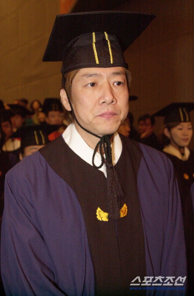 Handsome comedian Jung Jae-hwan, the best national MC of the time → Why ...
