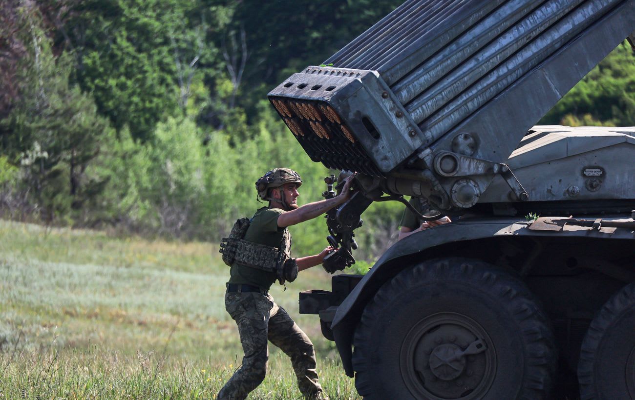 Ukraine traps Russian units near Dobropillia in decisive encirclement