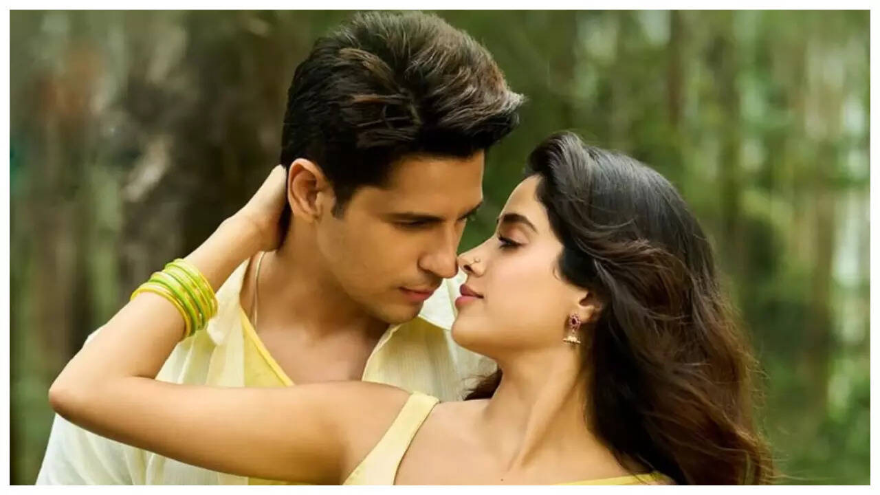 Param Sundari box office collection day 2: Sidharth Malhotra-Janhvi ...