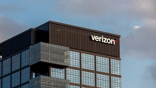When will Verizon service be restored? Check network status amid ...