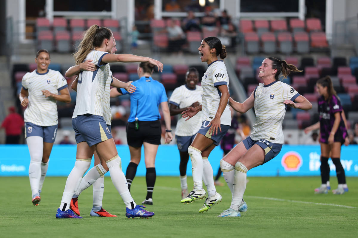 Seattle Reign Vs San Diego Wave Lineups, Injuries, Predictions, Where ...