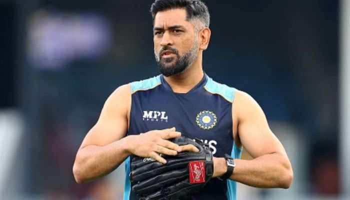 MS Dhoni Offered Team India Mentor Role By BCCI, But Gambhir Factor ...
