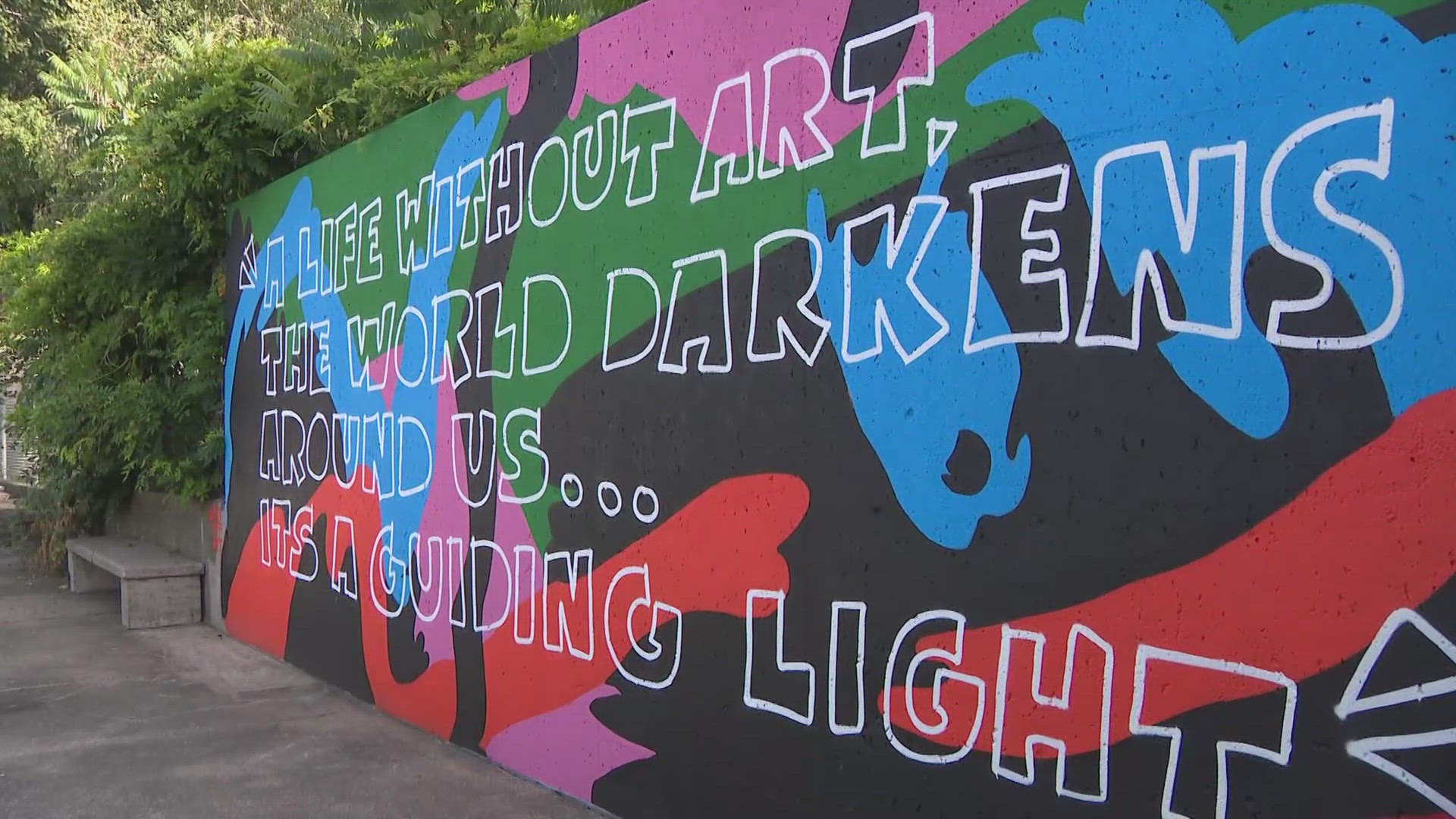 New 'Guiding Light' mural debuts at Artpark