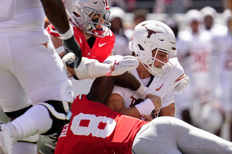 Rapid Recap: Manning struggles, Ohio State holds off Texas, 14-7