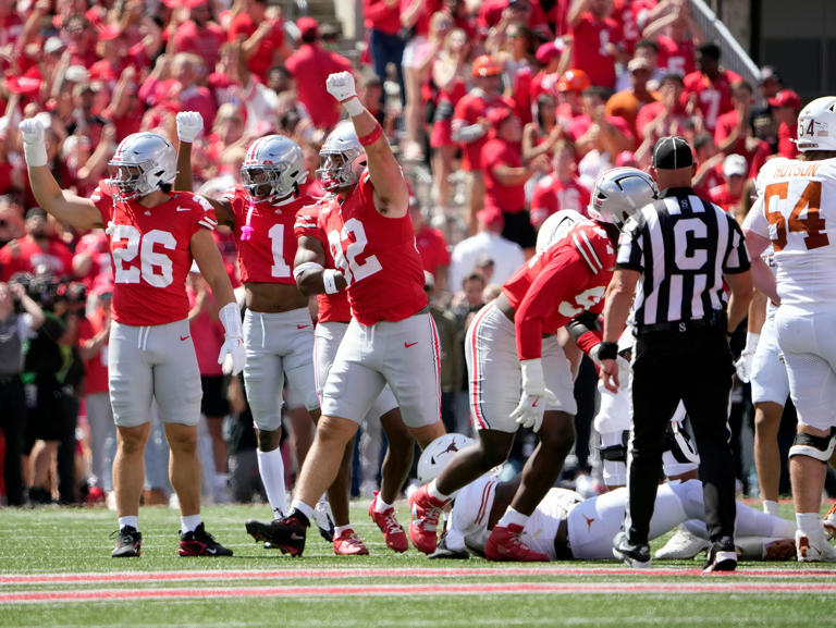 Ohio State vs. Texas three and out halftime report: Things that stood out.