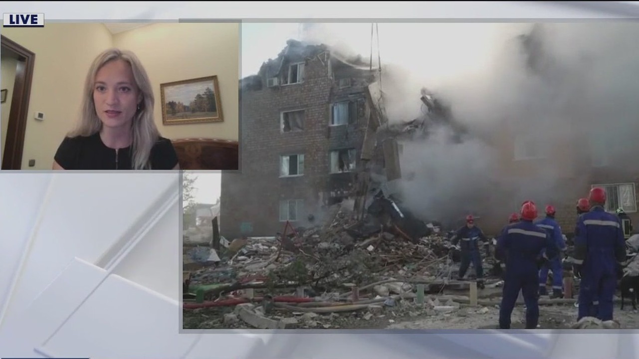 UC Berkeley Professor in Kyiv flees to bomb shelter in deadly Russian ...