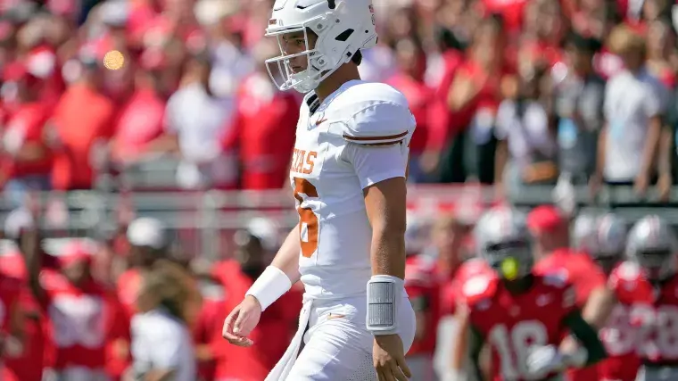 How many Manning brothers are there? Meet Arch's dad and famous uncles