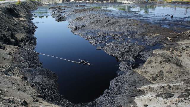 Oil company under fire for hiding details about harmful spill: 'I take ...
