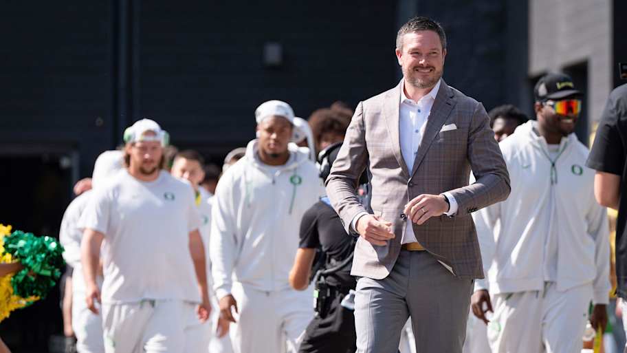 LIVE Score Updates: Oregon Ducks Take Down Montana State in Game of ...