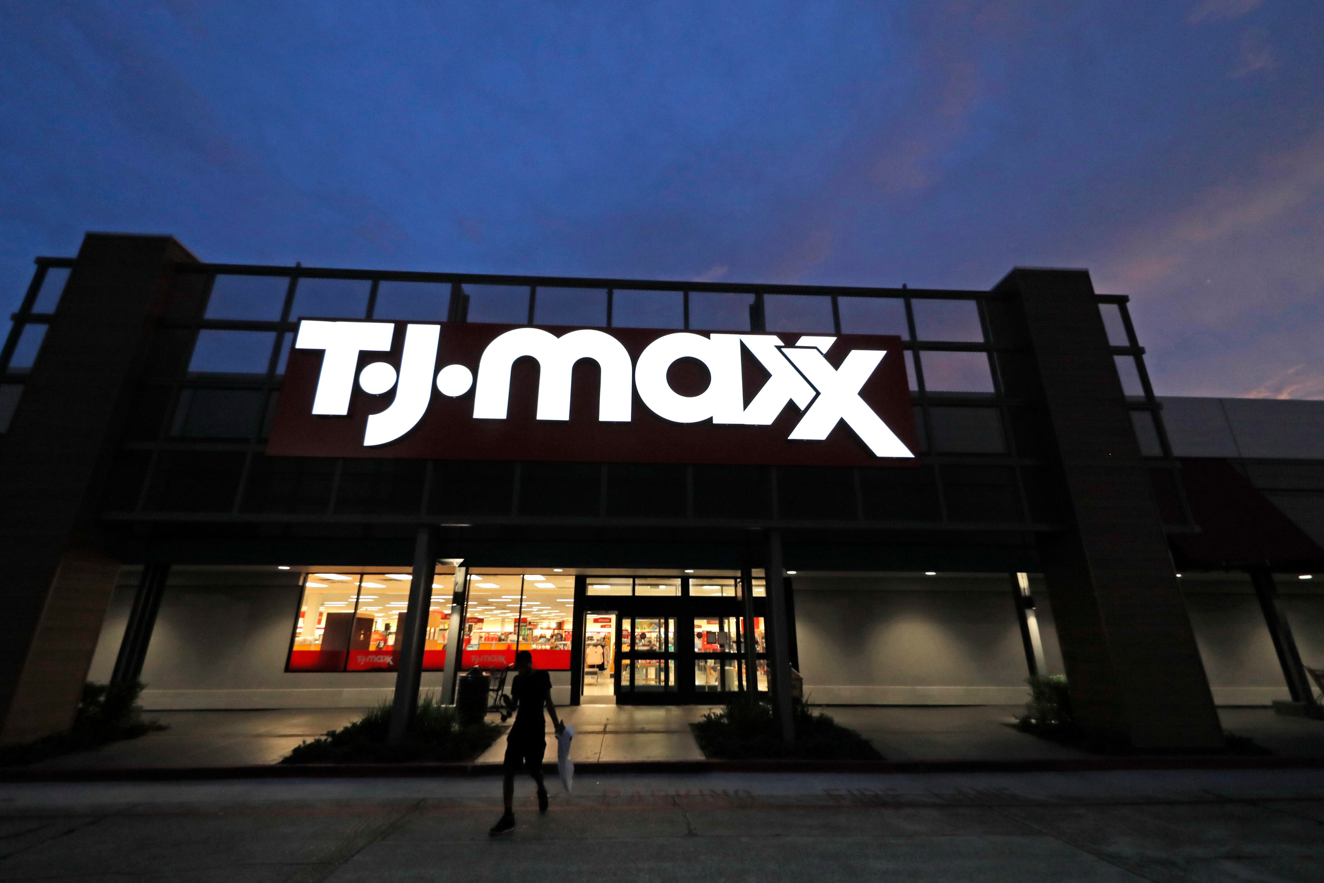 T.J. Maxx closed for cleaning following ‘small fire’